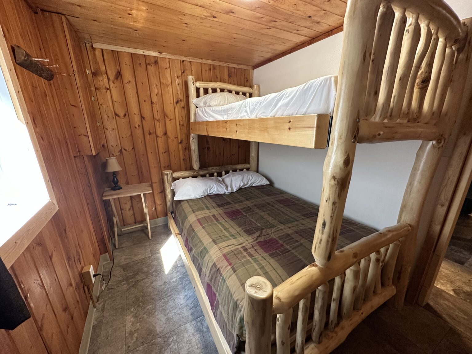 Accommodations | Canada's Fishing & Hunting Vacation Destination | Wekusko Falls Lodge