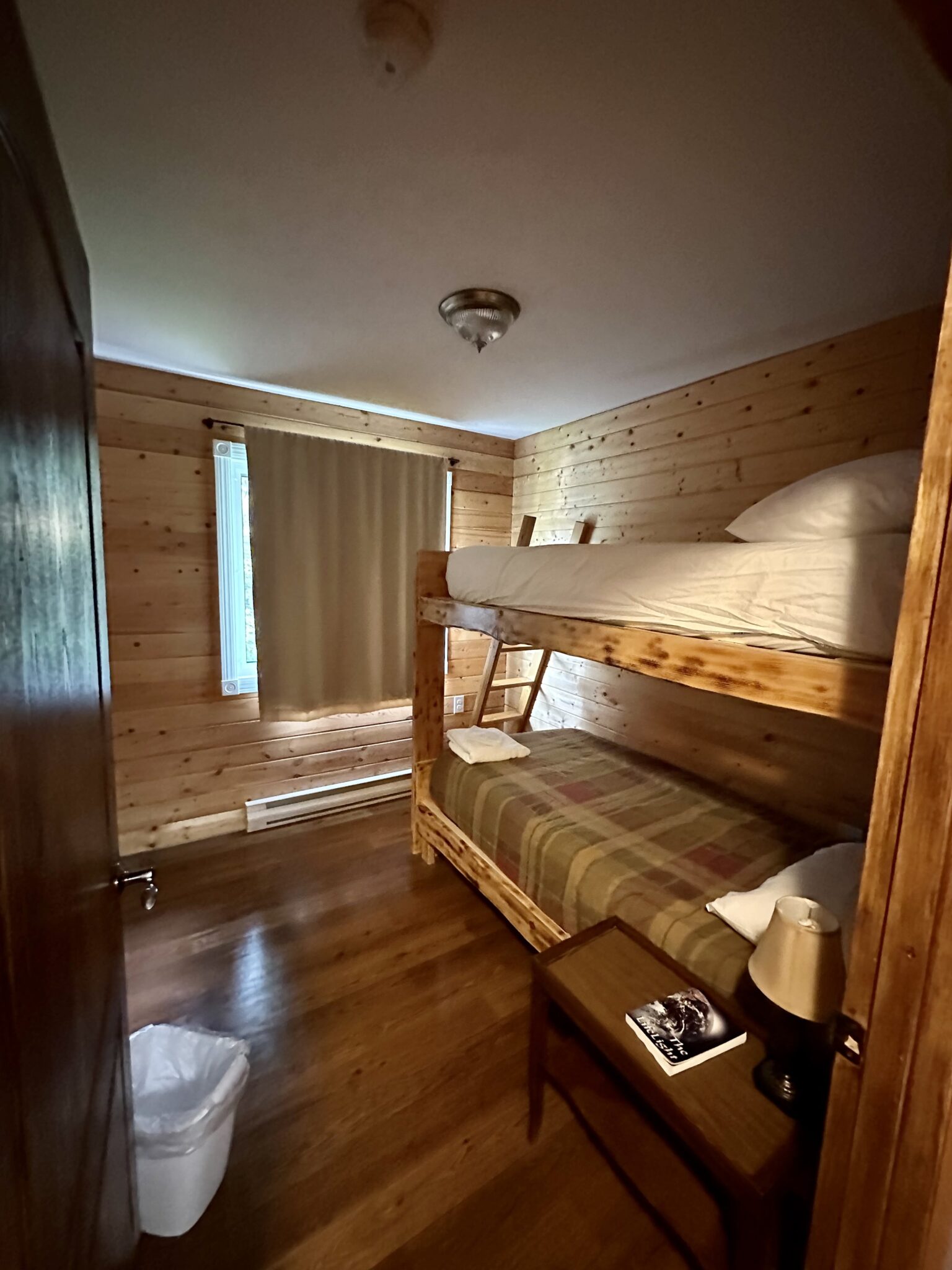 Accommodations | Canada's Fishing & Hunting Vacation Destination | Wekusko Falls Lodge