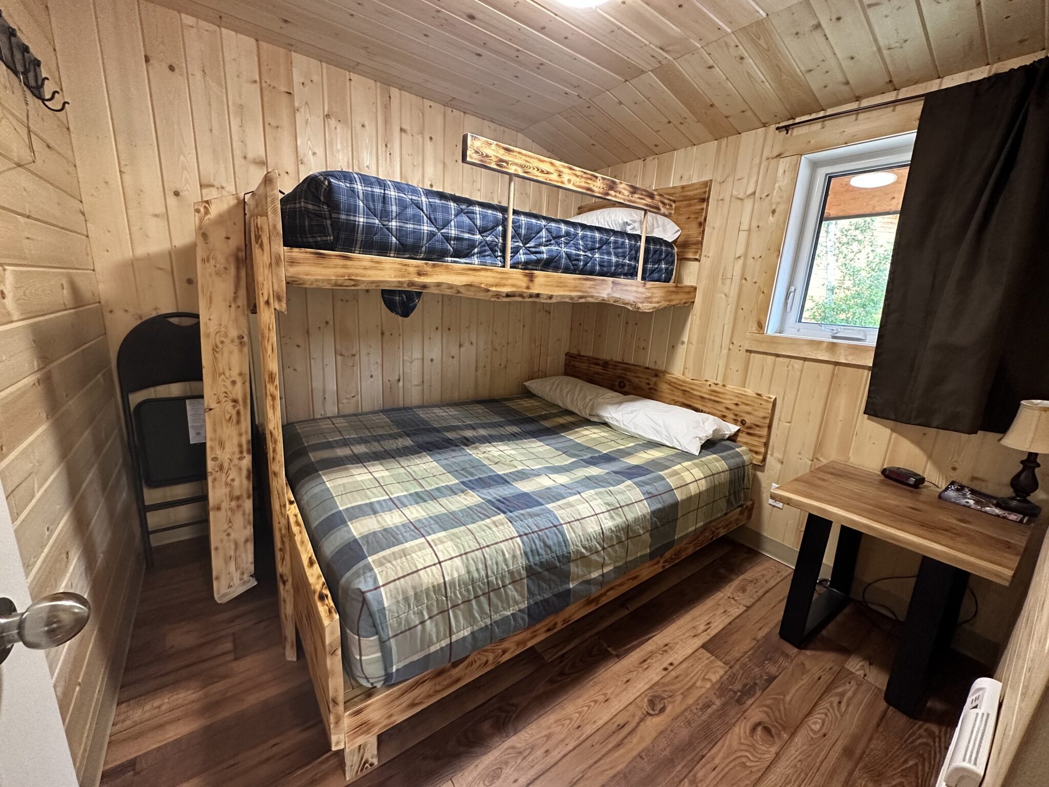 Accommodations | Canada's Fishing & Hunting Vacation Destination | Wekusko Falls Lodge